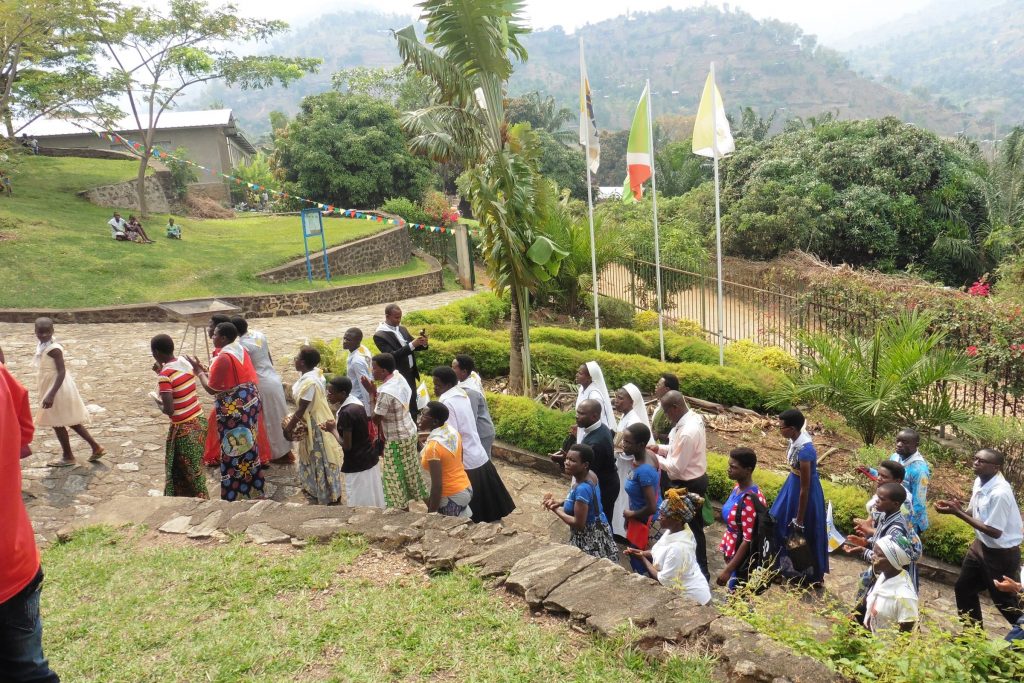 50 Years Coronation in the shrine in Mutumba / Burundi - Schönstätter ...